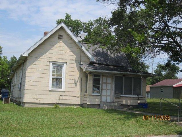 607 E Christy St, Marion, IN 46952