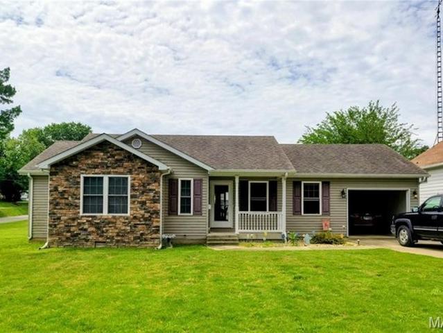 607 E Park St, Du Quoin, IL 62832