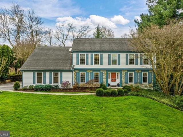 607 Foxfields Rd, Bryn Mawr, PA 19010