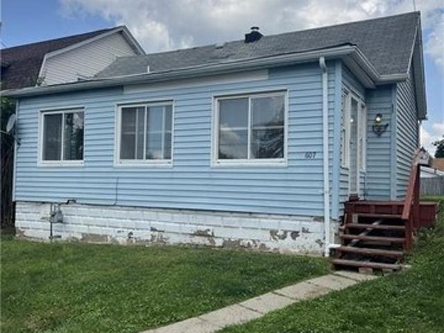 607 Kaye Ave, Monaca, PA 15061