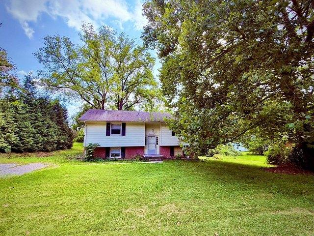 607 Kelsey Ln, Blacksburg, VA 24060