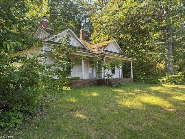 607 Kirby Rd, King, NC 27021