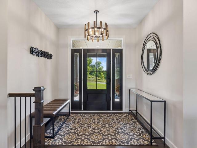 607 Heritage Place