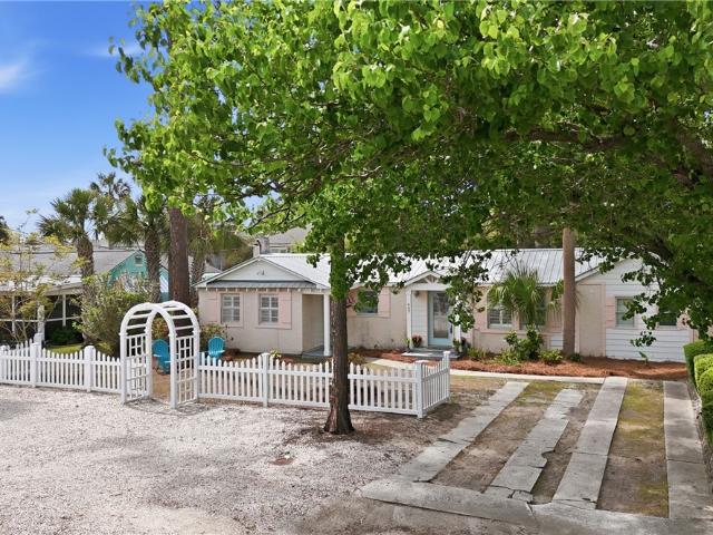 607 Jones Ave, Tybee Island, GA 31328 | MLS #SA353444