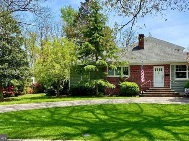 607 Oak Hill Rd, Baltimore, MD 21228
