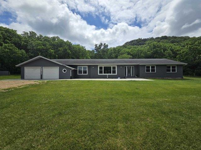 607 Old State Road 80, Muscoda, WI 53573