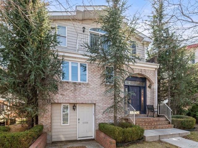 607 Lanett Ave, Far Rockaway, NY 11691