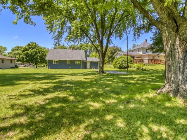 607 Maplewood Drive SE