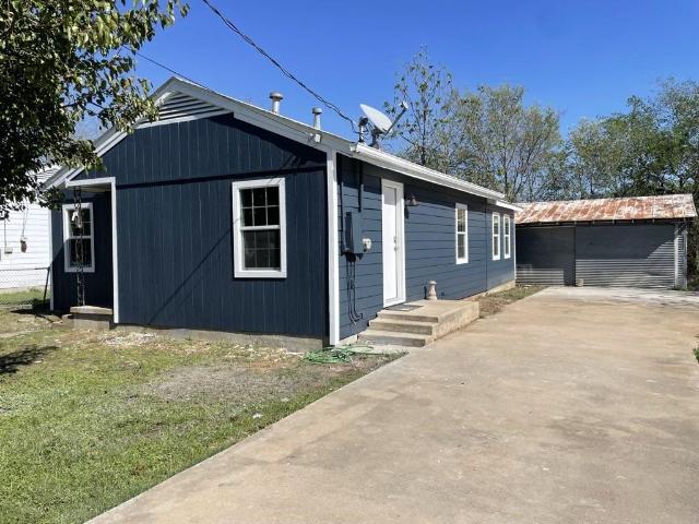607 Mckenzie Avenue