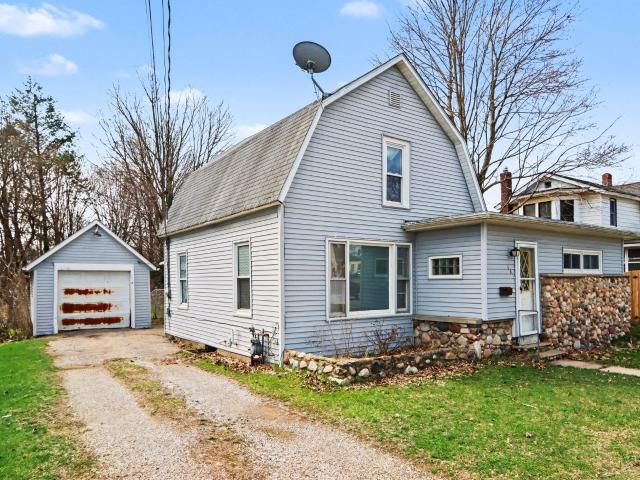 607 Mechanic Street, Three Rivers, MI 49093 | MLS #26013 | Compass