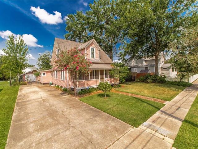 607 N Magnolia Street