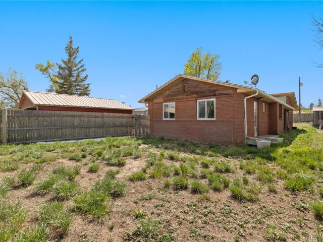 607 Navajo Avenue