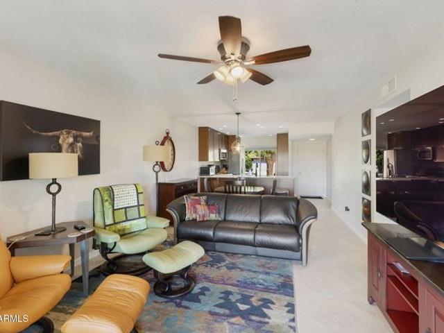 607 S Desert Flower Dr, Mesa, AZ 85208