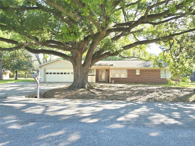 607 S Main St, Dayton, TX 77535 | MLS #10796 | Compass