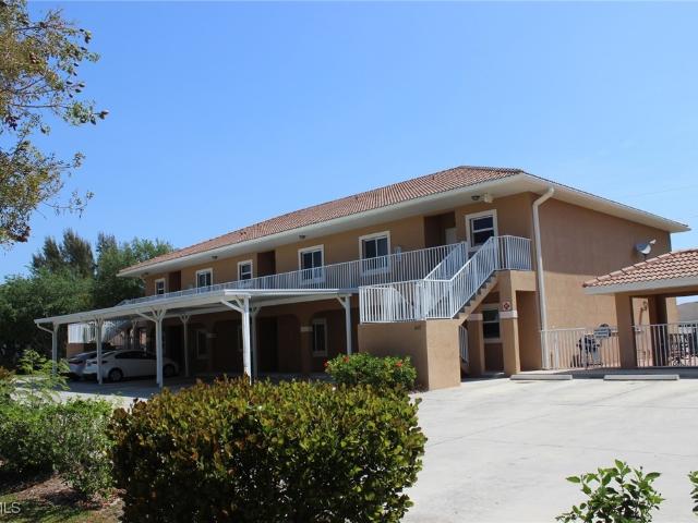 607 SE 13th Pl, Unit 201, Cape Coral, FL 33990 | MLS #2025019