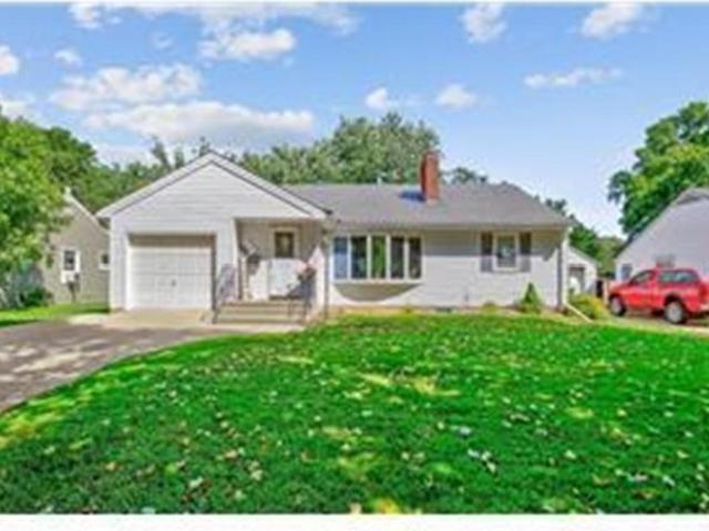 607 Swan St, Le Sueur, MN 56058