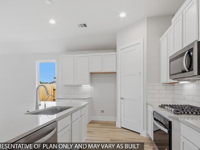 607 Paisley Harbor Court