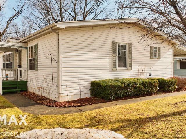 607 Parkview Place