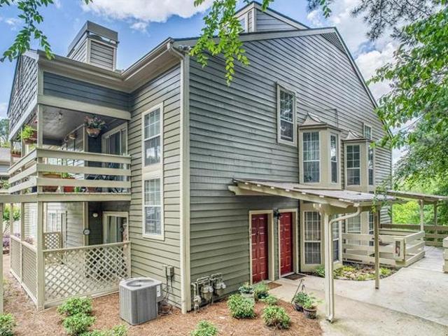 607 Riverview Dr Se, Marietta, GA