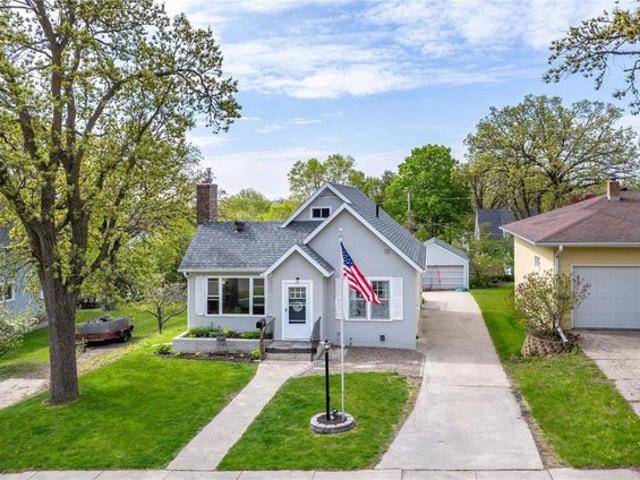 607 W Summit Ave, Fergus Falls, MN 56537