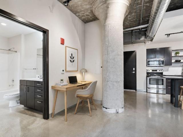 607 Washington Ave N # 307