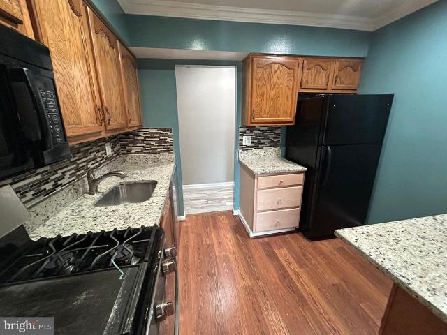 6085 Majors Lane # 11 K35