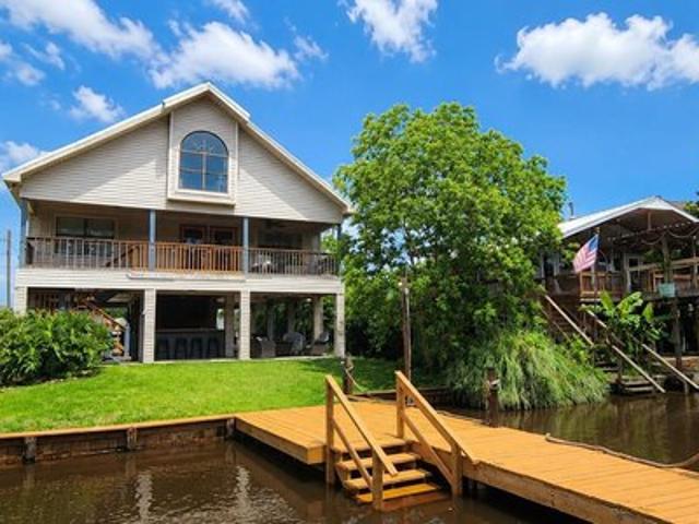 6087 Pontiac Dr, Kiln, MS 39556