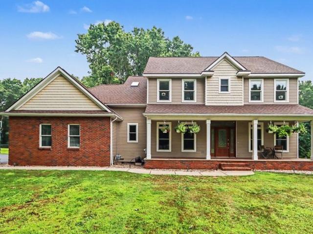 60887 Valley View Blvd, Mattawan, MI 49071
