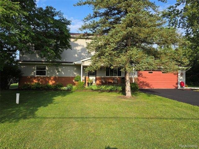 60885 Indian Trl, Ray Township, MI 48096
