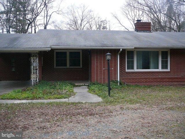 6088 Fredericksburg Tpke, Woodford, VA 22580