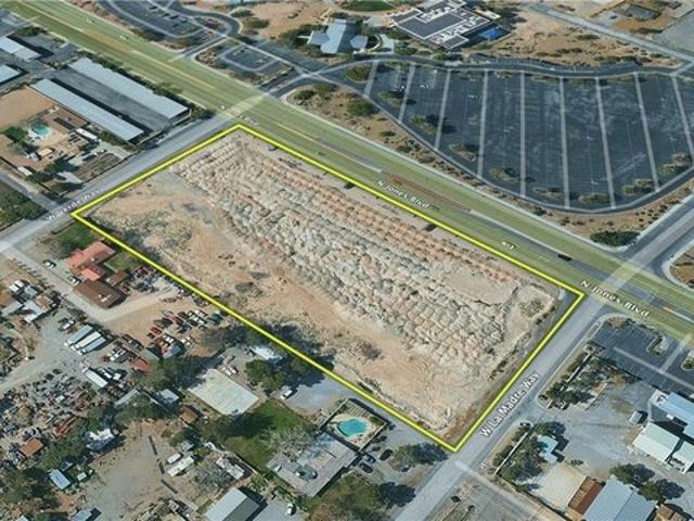 6088 W LA Madre Way, Las Vegas, NV 89130