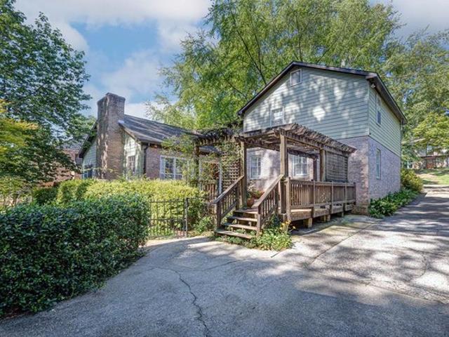 6080 NE Canterbury Dr, Columbus, GA 31909