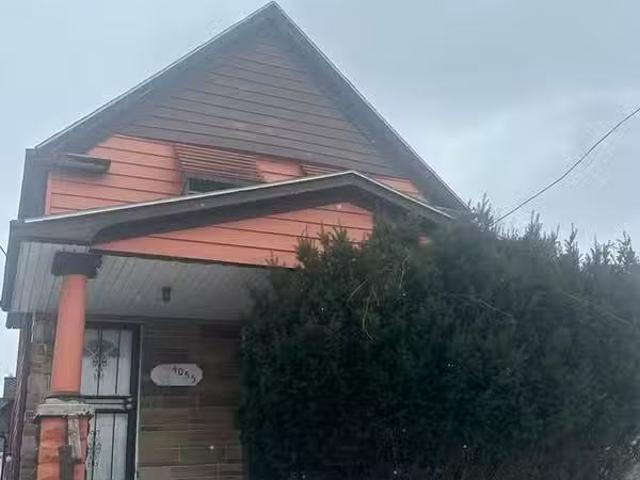 60829214 4055 E 108th St