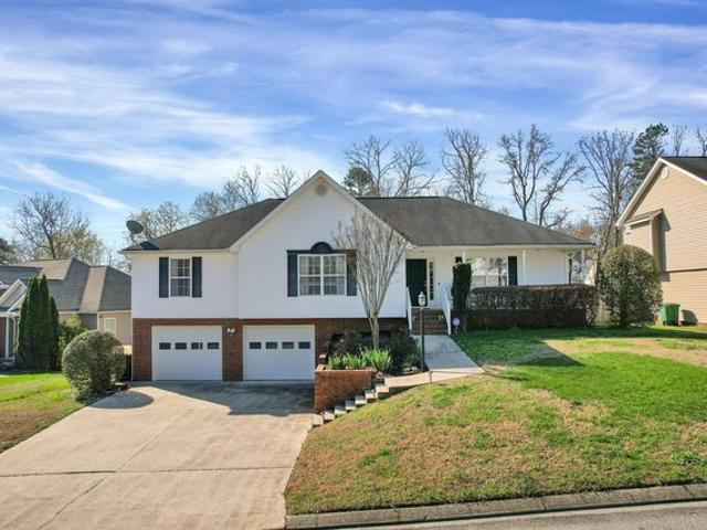 6082 Wardwell Dr, Ooltewah, TN 37363