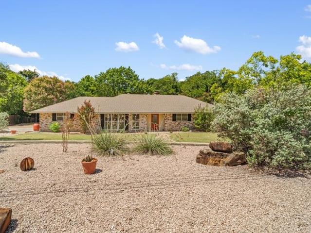 608 Catalina Dr, Waco, TX 76712