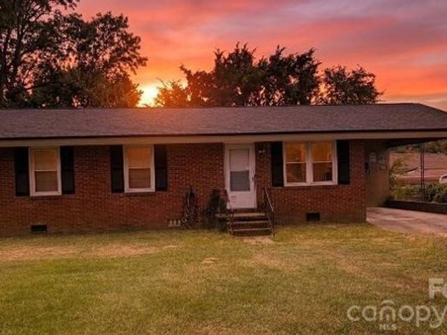 608 Catawba St, Chester, SC 29706