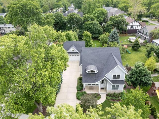 608 cadillac drive