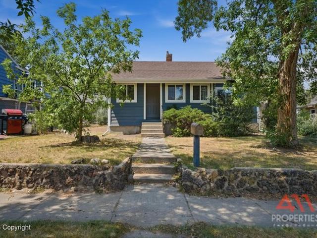 608 Carey Ave, Gillette, WY 82716