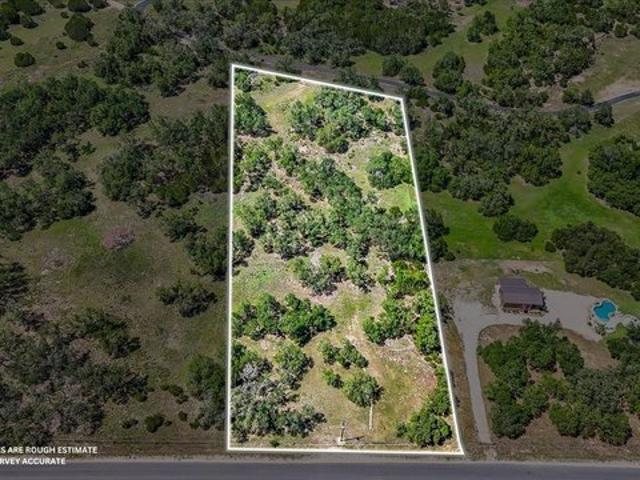 608 Cedar Rise Dr, Canyon Lake, TX 78133
