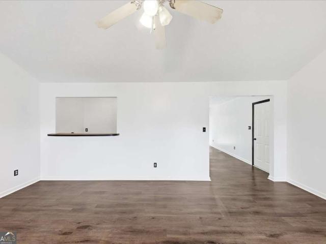 608 Crestmont Court