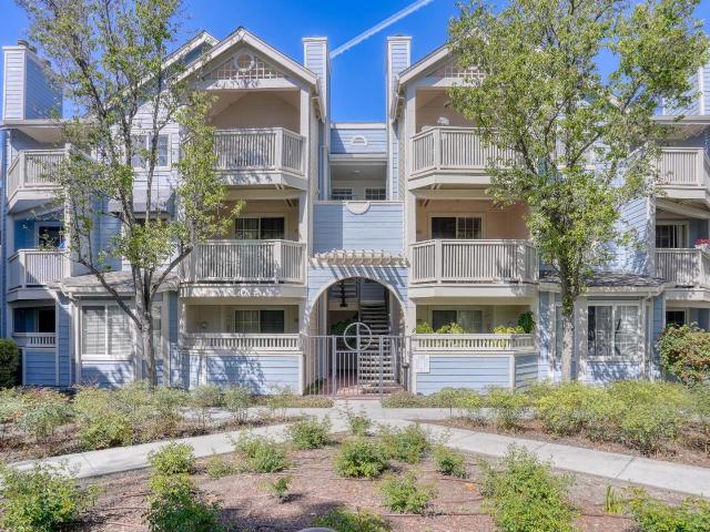 608 Arcadia Ter, Unit 303, Sunnyvale, CA 94085 | MLS #ML82040 | Compass
