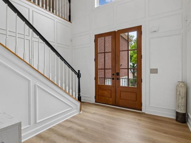 608 Banbury Pl