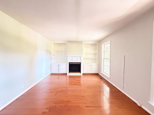 608 Beechtree Ct