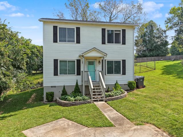 608 Busbee Rd