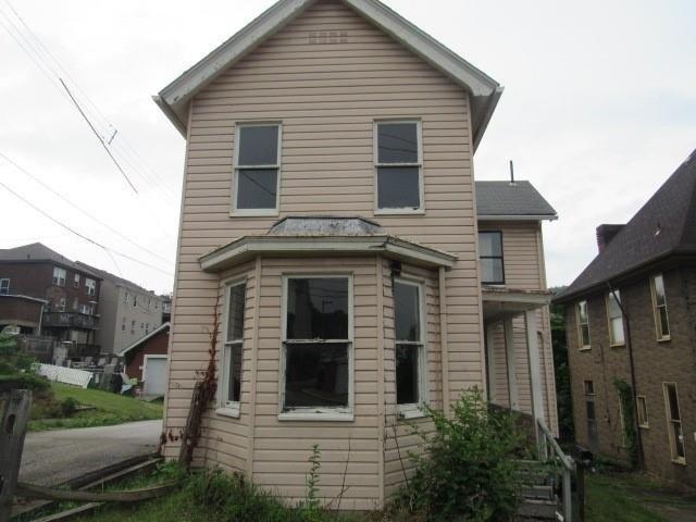 608 George St, Wilmerding, PA 15148