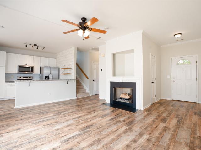 608 Glassyrock Court