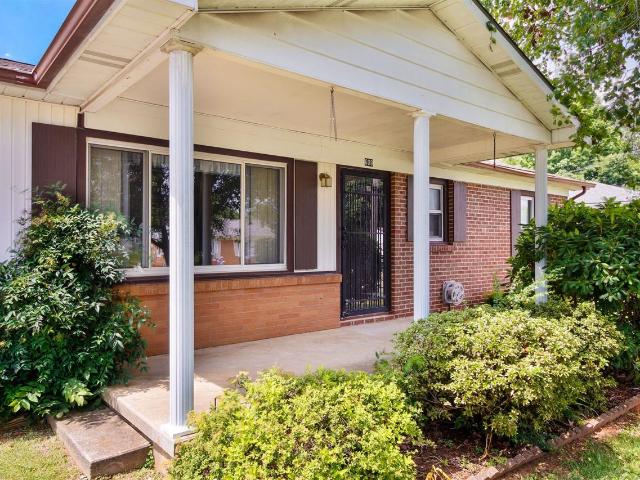608 Doris Avenue