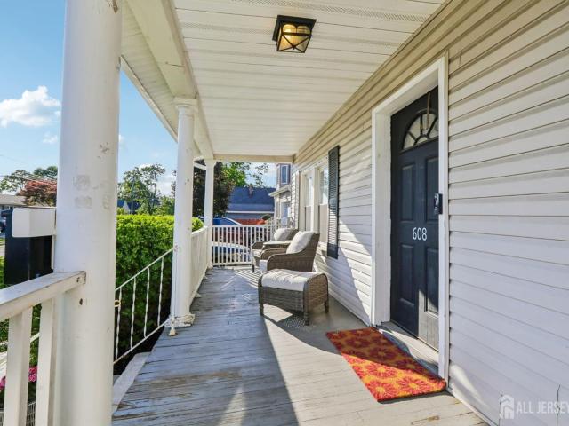 608 Decatur Avenue