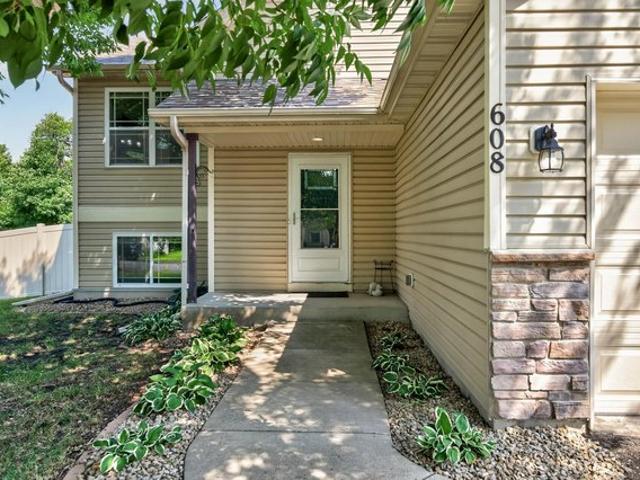 608 Dillon Ave N, Montrose, MN 55363