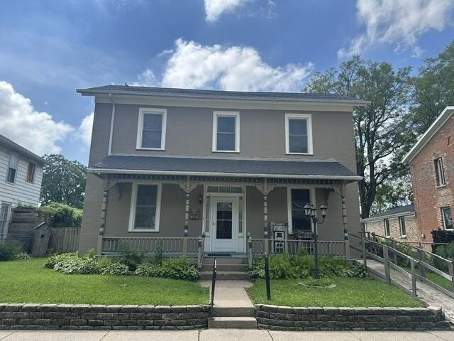 608 E 6th St, Muscatine, IA 52761